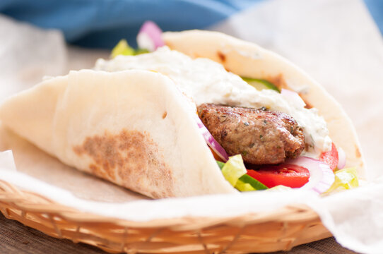 Kubide Imagens – Procure 45 fotos, vetores e vídeos | Adobe Stock