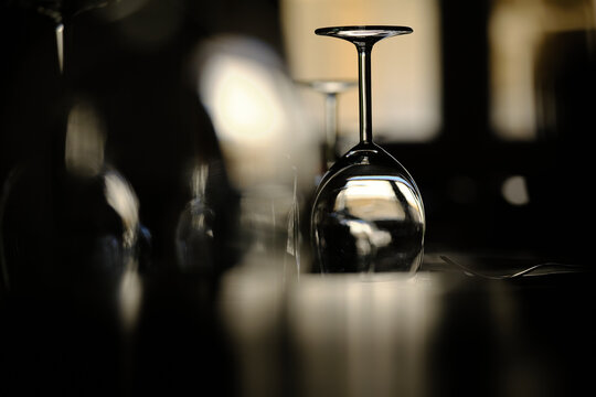 Verre Restaurant Images – Browse 29 Stock Photos, Vectors, and Video ...