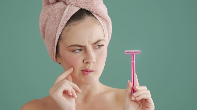 Womens Razor Images – Browse 26,539 Stock Photos, Vectors, and Video ...