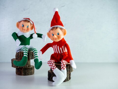 Christmas Elf Sitting Images – Browse 3,405 Stock Photos, Vectors, and ...