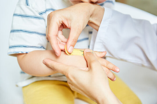 รูปภาพVerstaucht – เลือกดูภาพถ่ายสต็อก เวกเตอร์ และวิดีโอ177 | Adobe Stock