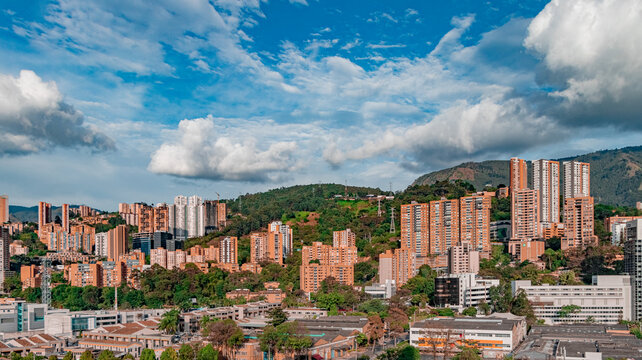 Medellin 画像 - 参照 12,623 Stock 写真、ベクターおよびビデオ | Adobe Stock Medellin 画像 - 参照 12,623 Stock 写真、ベクターおよびビデオ | Adobe Stock