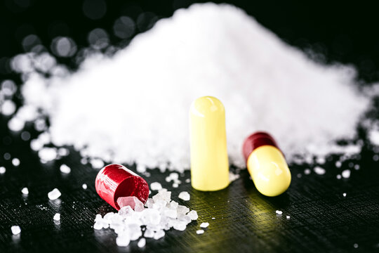 Zyankali-Bilder: Stock-Fotos & -Videos. | Adobe Stock