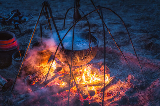 Free Campfire Images – Browse 1,608 Free Stock Photos, Vectors, and ...