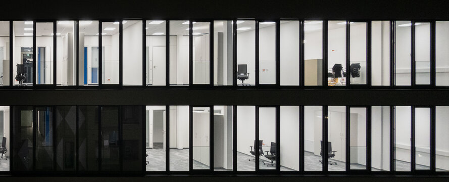 Verwaist bilder – Bläddra bland 371 stockfoton, vektorer och videor ...