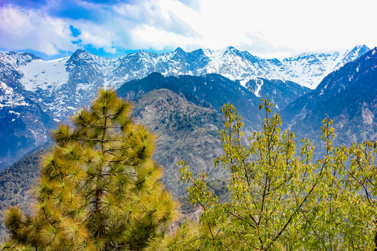 Dhauladhar Images – Browse 365 Stock Photos, Vectors, and Video | Adobe ...