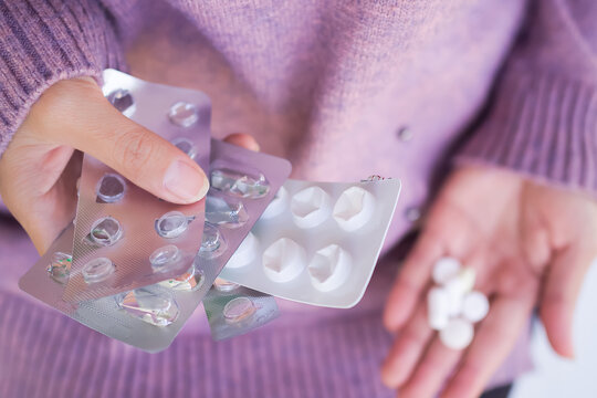 Packeting Bilder – Durchsuchen 148 Archivfotos, Vektorgrafiken und ...