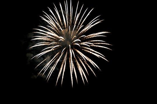 Silvesterraketen Bilder – Durchsuchen 15,506 Archivfotos ...