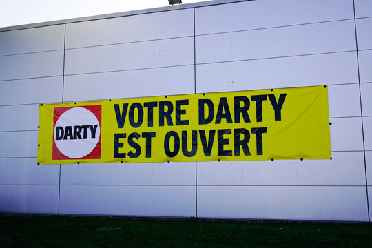 Darty Bilder – Durchsuchen 110 Archivfotos, Vektorgrafiken und Videos ...