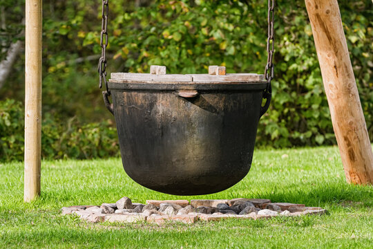 รูปภาพCaldron – เลือกดูภาพถ่ายสต็อก เวกเตอร์ และวิดีโอ103,115 | Adobe Stock