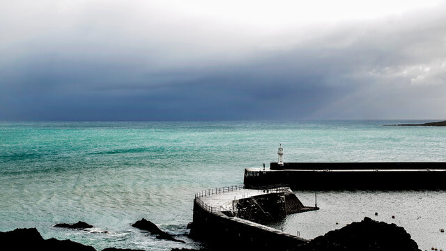 「Larboard」の画像 - 1,642 件の Stock 写真、ベクターおよびビデオ | Adobe Stock