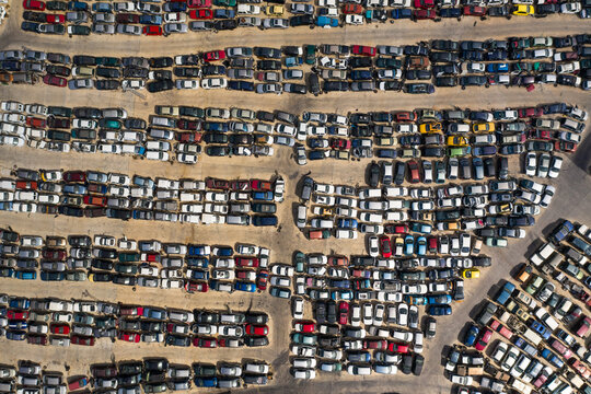 7,386 BESTE Autofriedhof BILDER, STOCK-FOTOS & -VEKTORGRAFIKEN | Adobe ...
