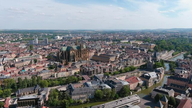 Metz - Images et vidéos libres de droits | Adobe Stock
