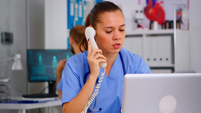 Doctor Receptionist Images – Browse 14,804 Stock Photos, Vectors, and ...
