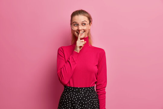 Secrecy Images – Browse 887,773 Stock Photos, Vectors, and Video ...