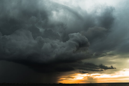 Thundercloud Images – Browse 125,298 Stock Photos, Vectors, and Video ...