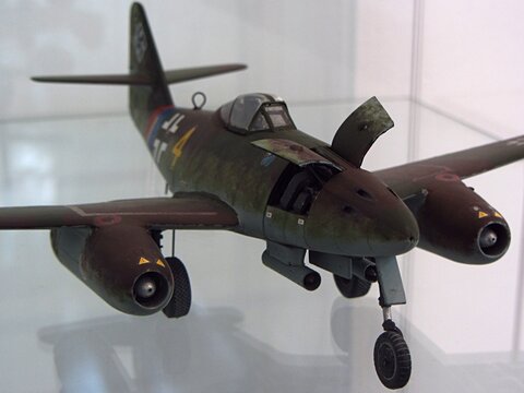 รูปภาพMesserschmitt – เลือกดูภาพถ่ายสต็อก เวกเตอร์ และวิดีโอ330 | Adobe ...