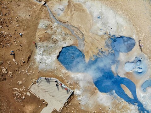 รูปภาพSolfatar – เลือกดูภาพถ่ายสต็อก เวกเตอร์ และวิดีโอ314 | Adobe Stock