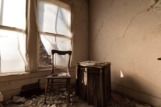 รูปภาพRun-Down – เลือกดูภาพถ่ายสต็อก เวกเตอร์ และวิดีโอ45,839 | Adobe Stock