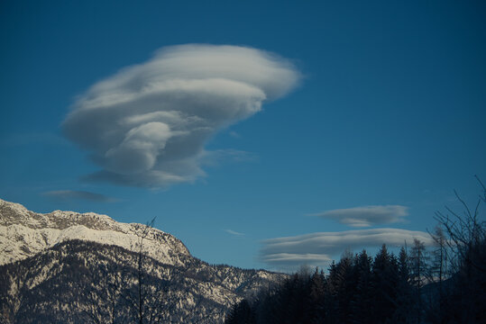 「Cumulon」の画像 - 92 件の Stock 写真、ベクターおよびビデオ | Adobe Stock