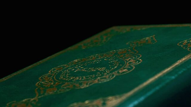"Bismillah Calligraphy" Bilder – Durchsuchen 666 Archivfotos ...