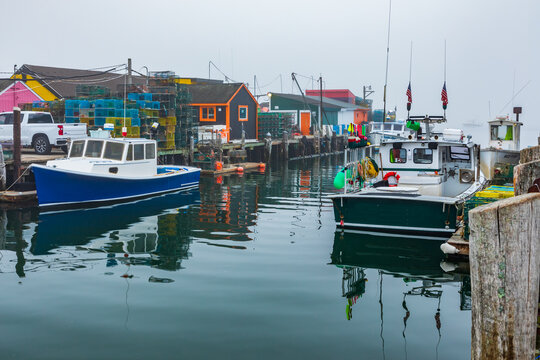 รูปภาพ"Portland Harbor" – เลือกดูภาพถ่ายสต็อก เวกเตอร์ และวิดีโอ184 ...