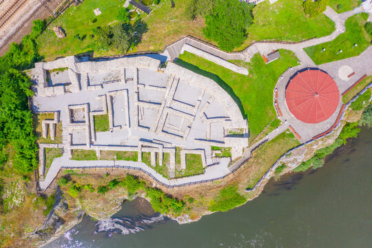 รูปภาพMezdra – เลือกดูภาพถ่ายสต็อก เวกเตอร์ และวิดีโอ167 | Adobe Stock