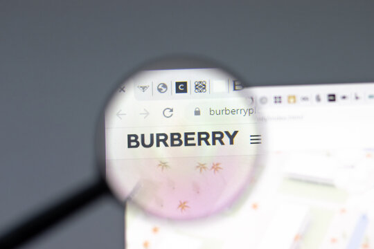 รูปภาพBurberry – เลือกดูภาพถ่ายสต็อก เวกเตอร์ และวิดีโอ814 | Adobe Stock