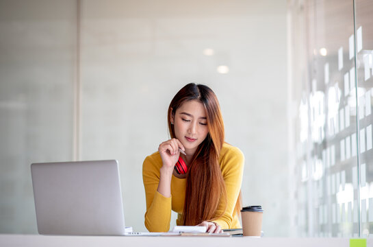 Telelearning Images – Browse 4,159 Stock Photos, Vectors, and Video ...