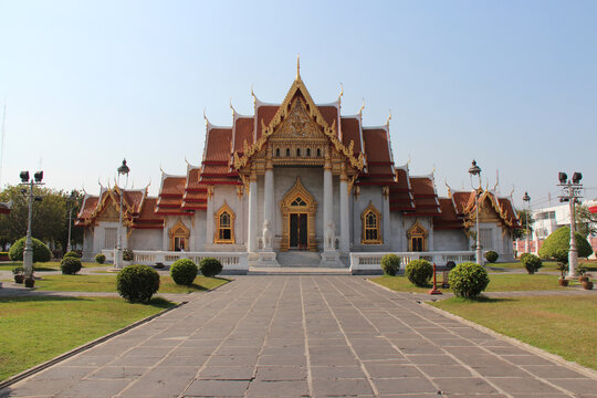 "Wat Benchamabophit" Images – Browse 672 Stock Photos, Vectors, and ...