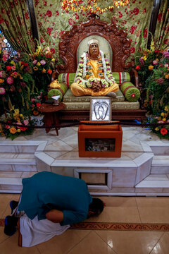 รูปภาพProsternation – เลือกดูภาพถ่ายสต็อก เวกเตอร์ และวิดีโอ76 | Adobe ...