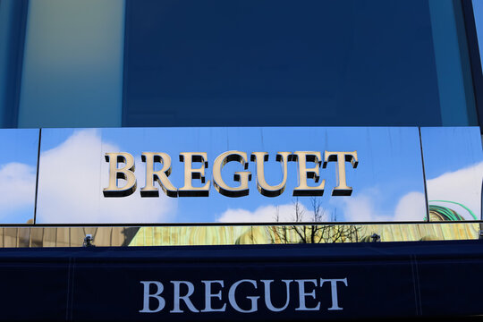 Breguet Logo