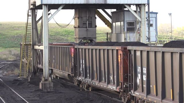 "Coal Loading" Images – Browse 205 Stock Photos, Vectors, and Video ...
