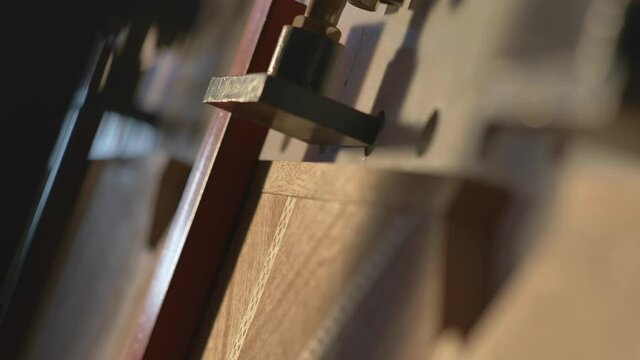 Millwork Bilder – Durchsuchen 836 Archivfotos, Vektorgrafiken und ...