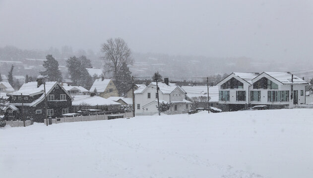 "Snowy Weather" Images – Browse 3,792 Stock Photos, Vectors, and Video ...