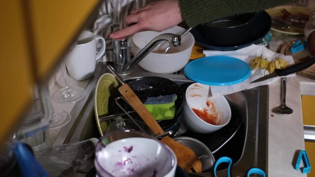 Messy Sink Images – Browse 9,149 Stock Photos, Vectors, and Video ...