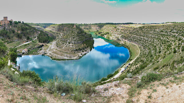 Meandro Billeder – Gennemse 561 stockfotos, vektorer og videoer | Adobe ...