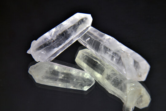 「Kristallin」の画像 - 1,214 件の Stock 写真、ベクターおよびビデオ | Adobe Stock