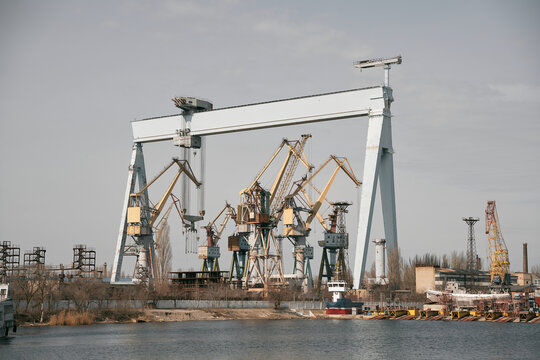 Shipbuilder Bilder – Durchsuchen 5,395 Archivfotos, Vektorgrafiken und ...