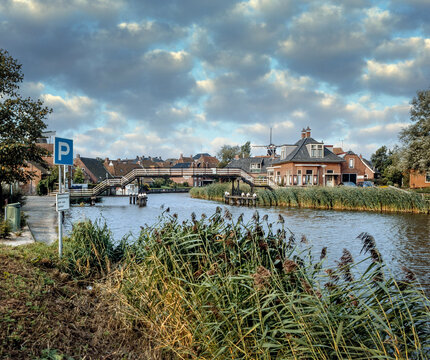 「Winsum」の写真素材 | 109件の無料イラスト画像 | Adobe Stock