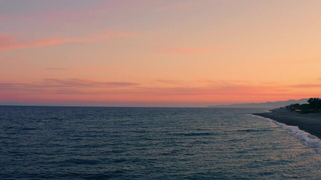 「Calmo」の写真素材 | 14,902件の無料イラスト画像 | Adobe Stock