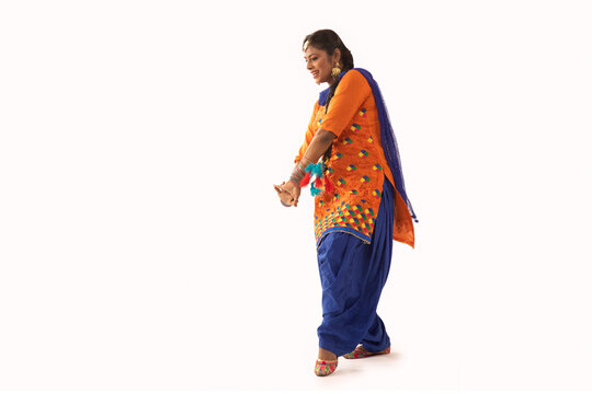 รูปภาพGiddha – เลือกดูภาพถ่ายสต็อก เวกเตอร์ และวิดีโอ303 | Adobe Stock