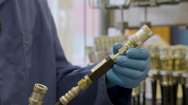 "Hydraulic Hoses" Immagini - Sfoglia 437 foto, vettoriali e video Stock ...