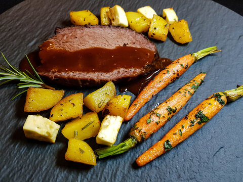 Rinderschulter Bilder – Durchsuchen 976 Archivfotos, Vektorgrafiken und ...