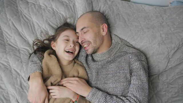 Father Daughter In Bed Images – Browse 48,794 Stock Photos, Vectors ...