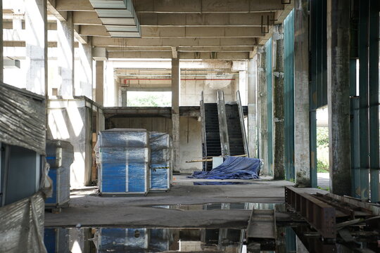 "Unfinished Building" Images – Browse 5,431 Stock Photos, Vectors, and ...
