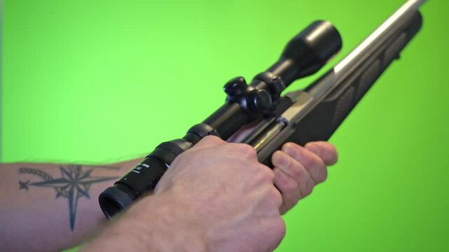 Gun Shot Green Screen Images – Parcourir 3,832 le catalogue de photos ...