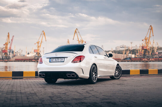 Aphalt Bilder – Durchsuchen 154 Archivfotos, Vektorgrafiken und Videos ...