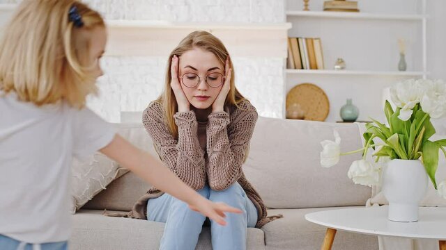 "People Children" Bilder – Durchsuchen 245 Archivfotos, Vektorgrafiken ...