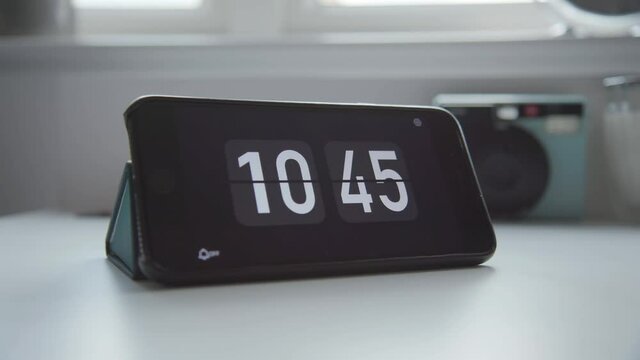 "Propped Up" Images – Browse 954 Stock Photos, Vectors, and Video ...